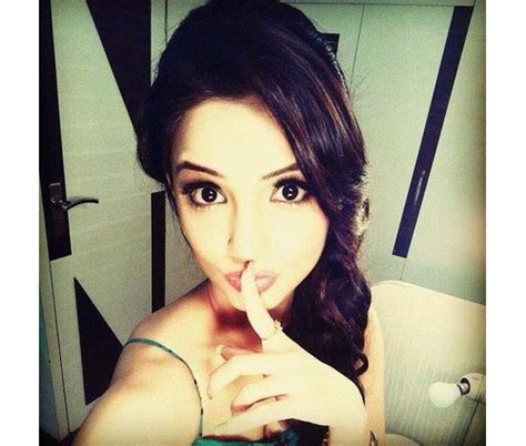 6 Beautiful Pictures Of Shesha Nagin Adaa Khan