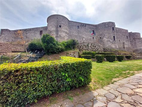 Il Castello Monteleone Il Castello Svevo Normanno Situato A Vibo Valentia