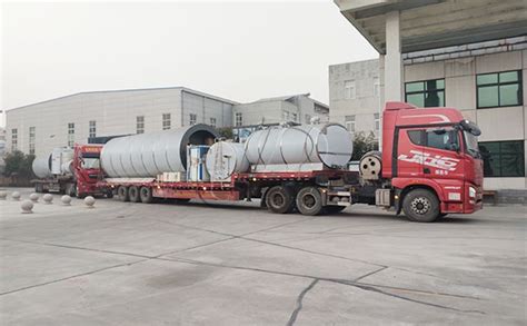我公司2座40吨室外奶仓 鲜奶速冷系统发往新疆 新乡市新东机械