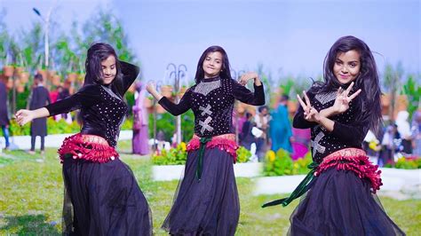 Iskaponer Bibi Ami Samne Dui Raja Bangla New Dance Performance 2024