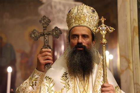 Патриарх Даниил води празничното богослужение за Бъдни вечер от храма Св Александър Невски