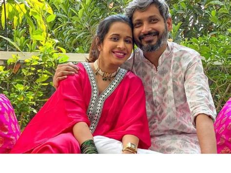 Shreya Bugde Nikhil Sheth Celebrate 8th Marriage Anniversary Read