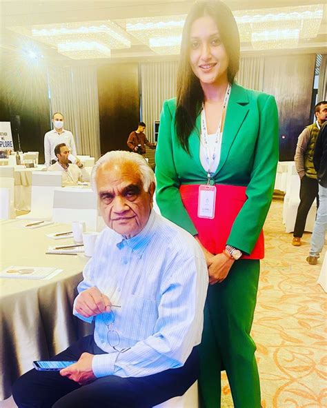 Latika Golyan Linkedinde Bestsellingauthor Globaladvisor