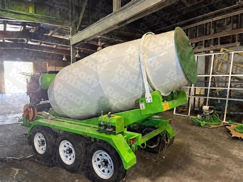 Ready Mixer 3 Yard Portable Concrete Mixing Trailers