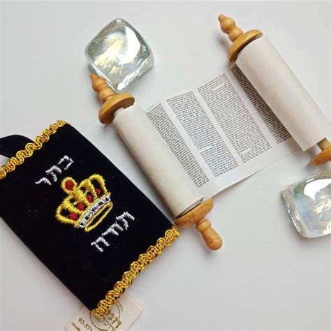 Jual Pajangan Torah Mini Torah Scroll By Israel Shopee Indonesia