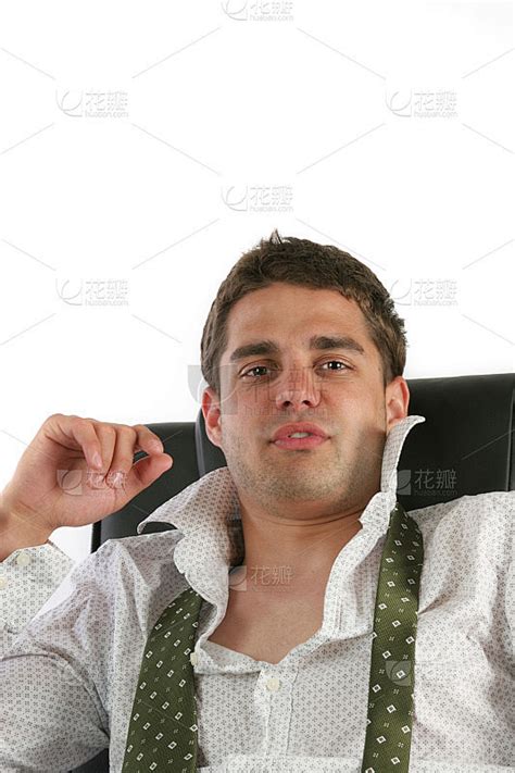 下班后的年轻人