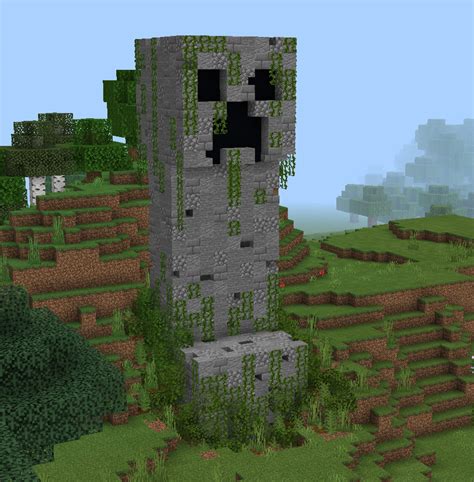A Creeper Statue I Made On Mobile What Do You Think By Ukadupcruvs Minecraft Projekte