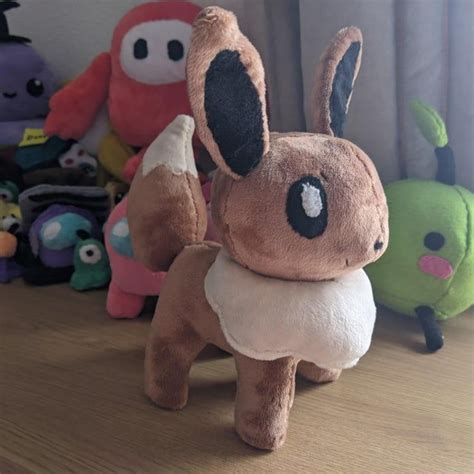 I Made An Eevee Plush With A Free Pattern Freepatterns Eevee Plush Plushie Patterns Plush