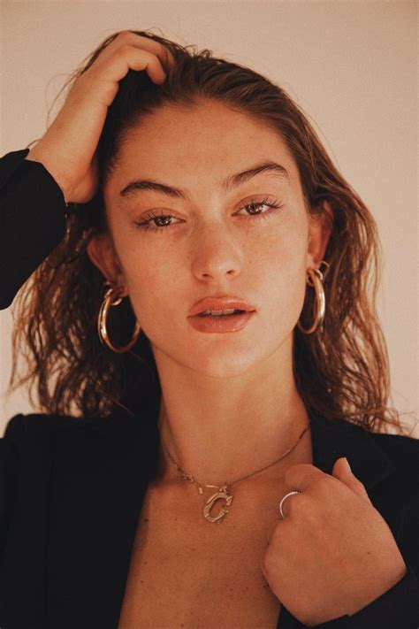 6 Accesorios Que Elevan Tu Outfit Y Te Hacen Lucir Elegante