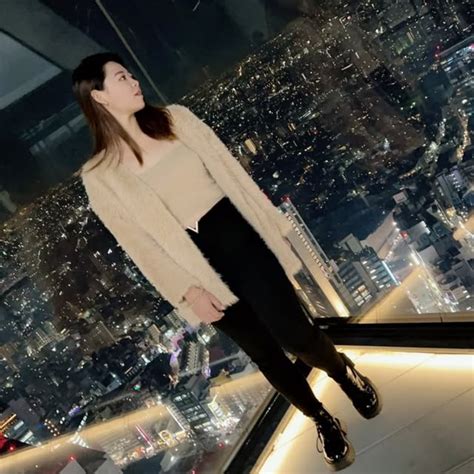 Yichun Wang Yi Chun Wang • Threads Say More