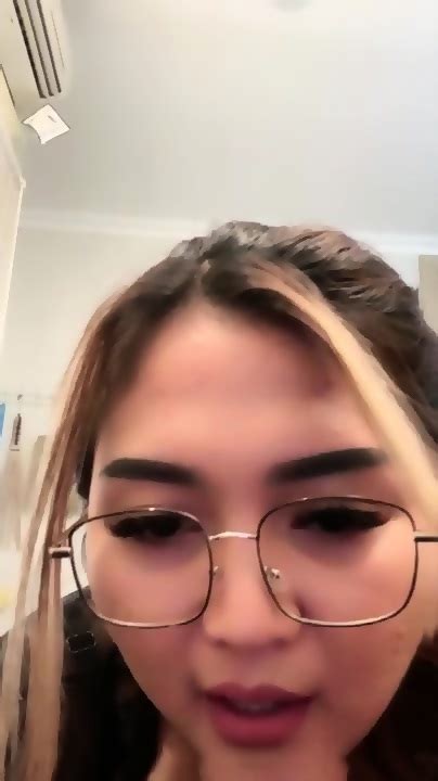 Godzilla Pink Kacamata Montoq Indonesia Mnt