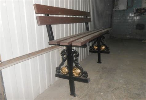 Столик и лавочка на кладбище своими руками из дерева - 80 фото