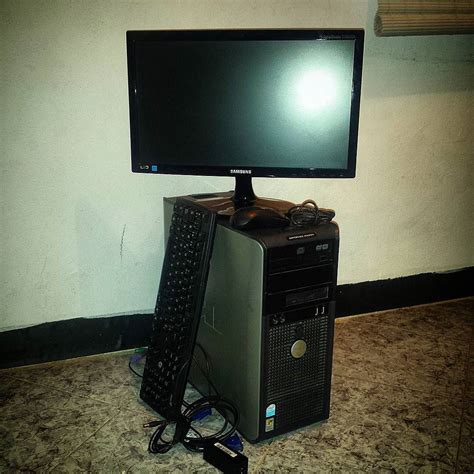 Pc Dell Optiplex Gx Pentium Ht Win Ultimate Bits Gb Ram Cpu Ghz Disco Gb