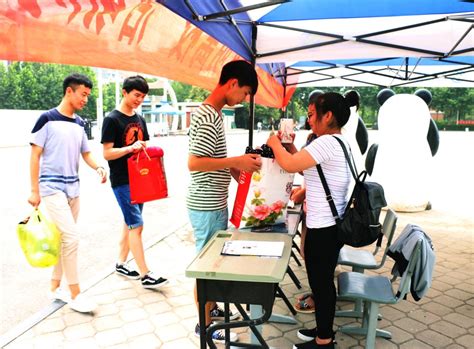 校团委举办“文明离校，爱心捐赠”活动 郑州工程技术学院