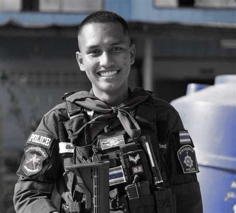 ผบ ตร สดุดีตำรวจกล้าส ต ต พิจักษณ์ บัวแก้วถูกคนร้ายยิงเสียชีวิตระหว่างปฏิบัติหน้าที่ชายแดนใต้