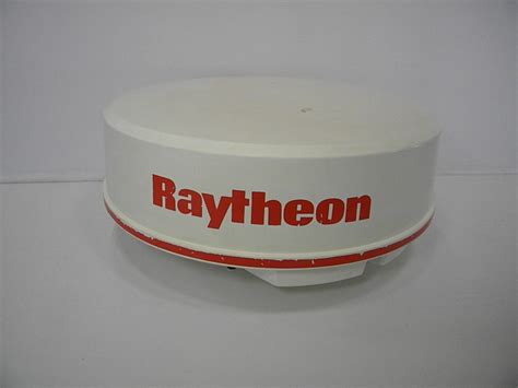 Raytheon R20XX Raster Scan CRT Radar System W M92539 24 Radome