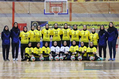 دختران والیبال نشسته سپاهان نماینده ایران در مسابقات آسیایی ایمنا