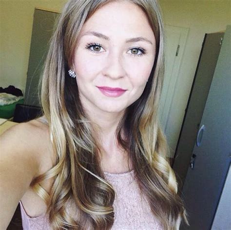 Sophia Bauer Soprano Short Biography