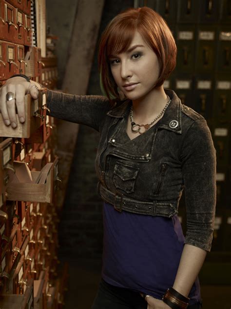 Warehouse 13 S2 Allison Scagliotti As Claudia Donovan Allison