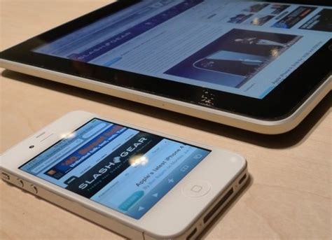 Apple Promises Fix For PDF Exploit And Will Block JailbreakMe Exploit In The Process