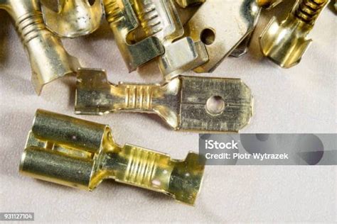 Konektor Listrik Baru Aksesoris Untuk Instalasi Listrik Di Meja Bengkel