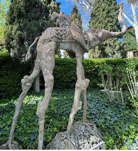 Visit The Gala Dalí Castle In Púbol Sa Gavina Apartments
