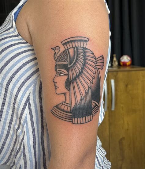 15 Gorgeous Cleopatra Tattoos That Will Stun You With Mystical Elegance
