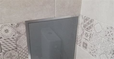 Ревизионна вратичка нов модел със сиво стъкло