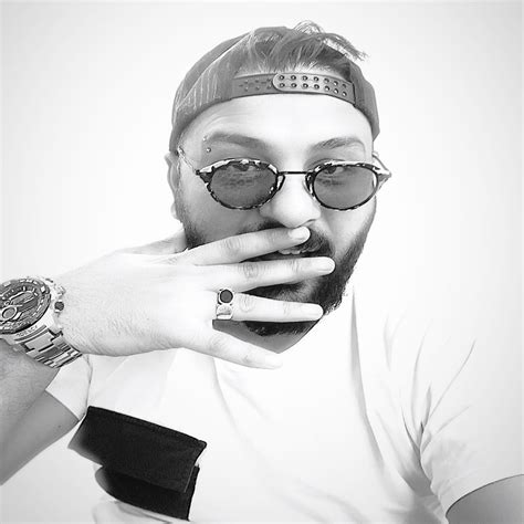 ‎abo Aboo Esmer Güzeli Single Romantik Erhanのアルバム Apple Music