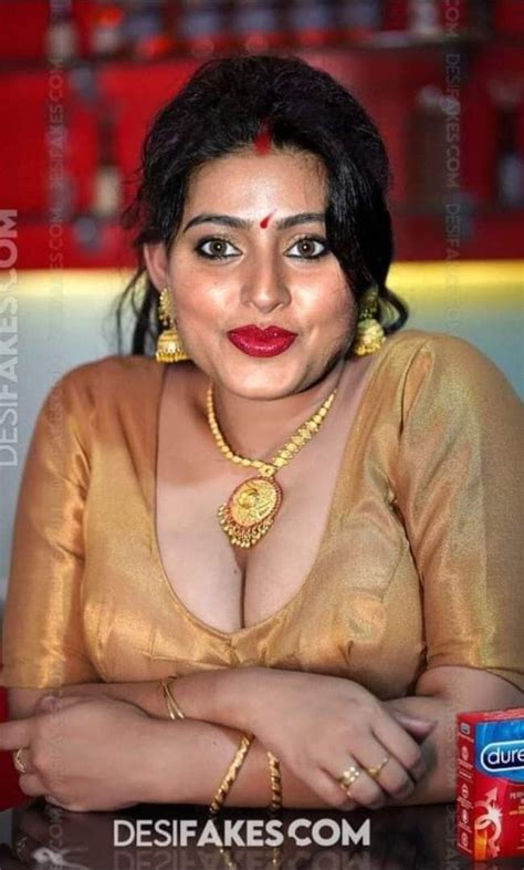 Pin By Sanjana Mishra On My Saves Beautiful Women Naturally Beautiful Smile Women Beautiful