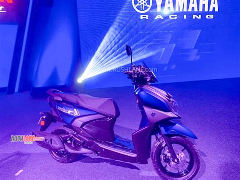 Yamaha Ray Zr Bs Scooter Debuts With Cc Fi Engine