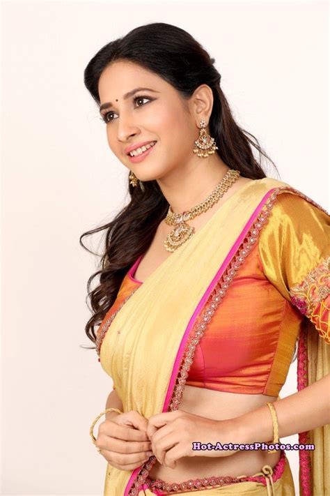 Actress In Saree Wallpapers Wallpaper Cave Actress In Saree Wallpapers Wallpaper Cave