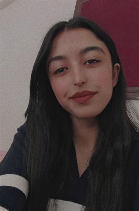 Yeşimm Yesim Zrr 1000kitapta 1000kitap