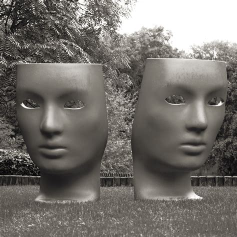 Ние и театърът Ползи за психичното здраве които ни носи театърът Театър 199 „Валентин Стойчев“