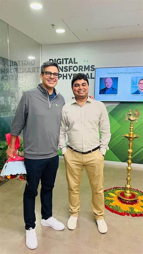 Saurav Pandey On Linkedin Smiling In Bliss Meeting Neil Barua And