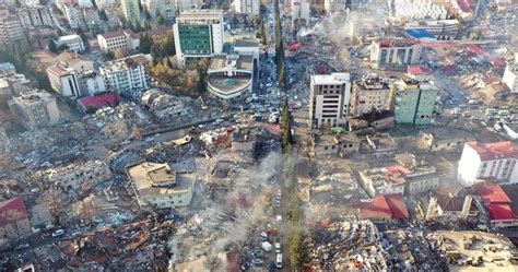 ប្រធានាធិបតីតួកគីប្រកាសដាក់ប្រទេសក្នុងគ្រាអាសន្ននៅតំបន់ដែលរងគ្រោះរញ្ជួយ