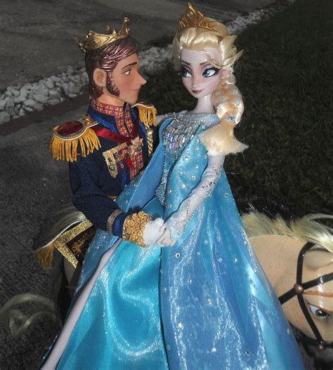 Queen Elsa From Frozen 11 Doll