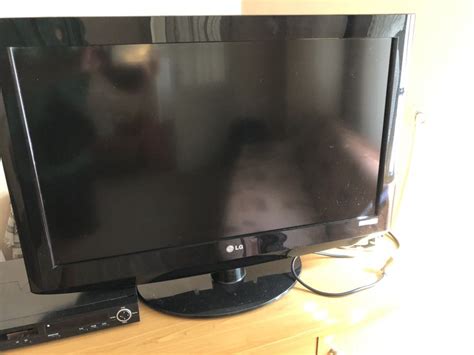 LG 32LD320 32 LCD TV stanje odlično 600kn