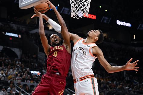 Evan Mobley Sends Clear Message Outshines Victor Wembanyama In Cavs Dominant 117 101 Win Over