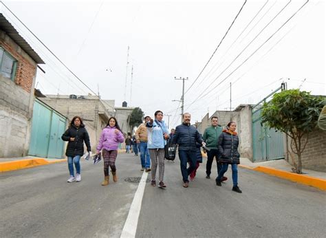 Rehabilitan Con Concreto AsfÁltico La Calle GuamÚchil En AtizapÁn De Zaragoza Pedro RodrÍguez