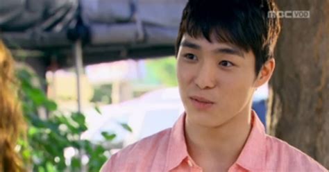 오로라 남자주인공보다 빛나는 훈남 매니저 설설희의 매력