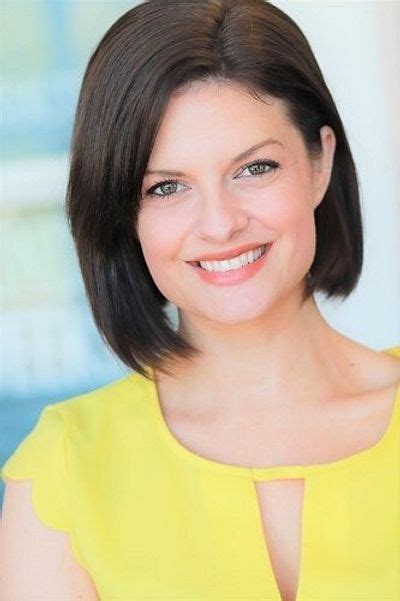 Joanne Spracklen About Entertainmentie