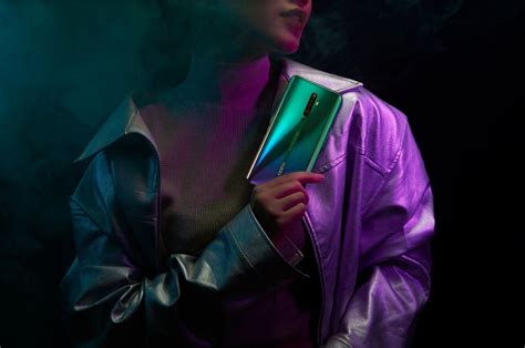 Oppo Reno F M U Xanh Tinh V N Ra M T T I Vi T Nam