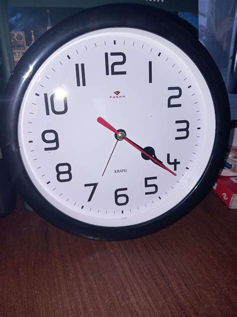 Часы будильник настольные Классика дискретный ход циферблат 15 см 16 5 х 16 5 см АА