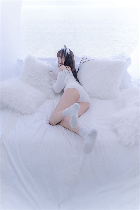 Mixian Sama 过期米线线喵 真爱版附赠 小白狼 Mixian Sama 过期米线线喵 真爱版附赠 小白狼 45