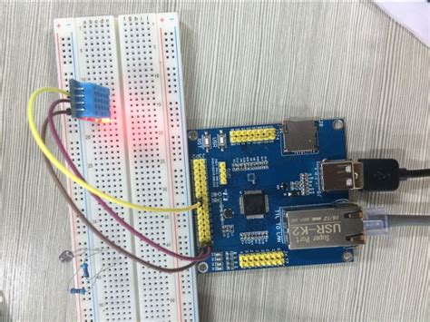 带以太网的micropython开发板：tpyboardv201温湿度上传实例