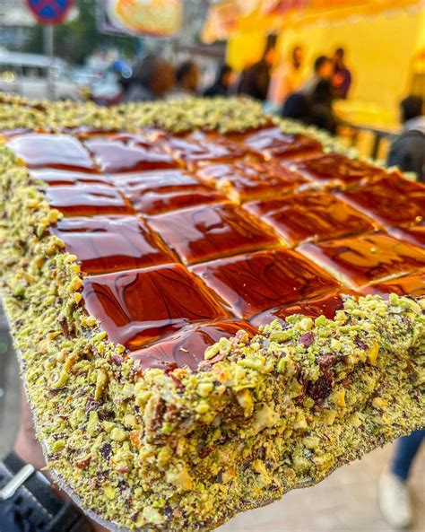 كنافة وبسبوسة اقوي عرض متدلعه في مصر عند كنافه و بسبوسه