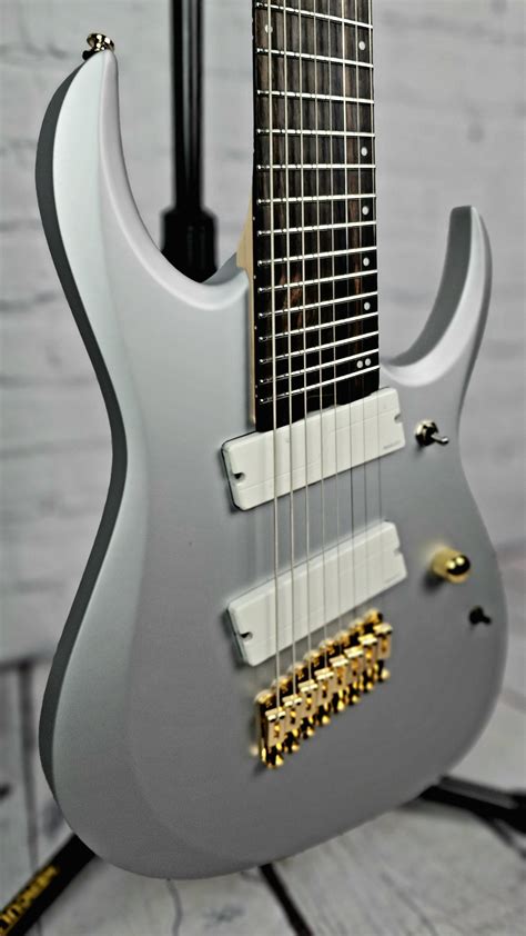 Ibanez Rsdms8 Csm 8 String Multiscale Electric Guitar Classic Silver M Ibanez Rsdms8 Csm 8 String Multiscale Electric Guitar Classic Silver M