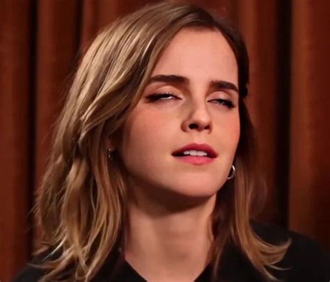 I Paused At The Wrong Time Emma Watson Belle Eye Roll Gal Gadot Orgasm Outfit Of The Day