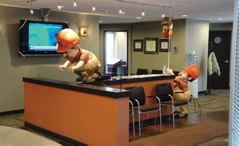 Construction Worker Ortho Reception Area Ids Project Gallery